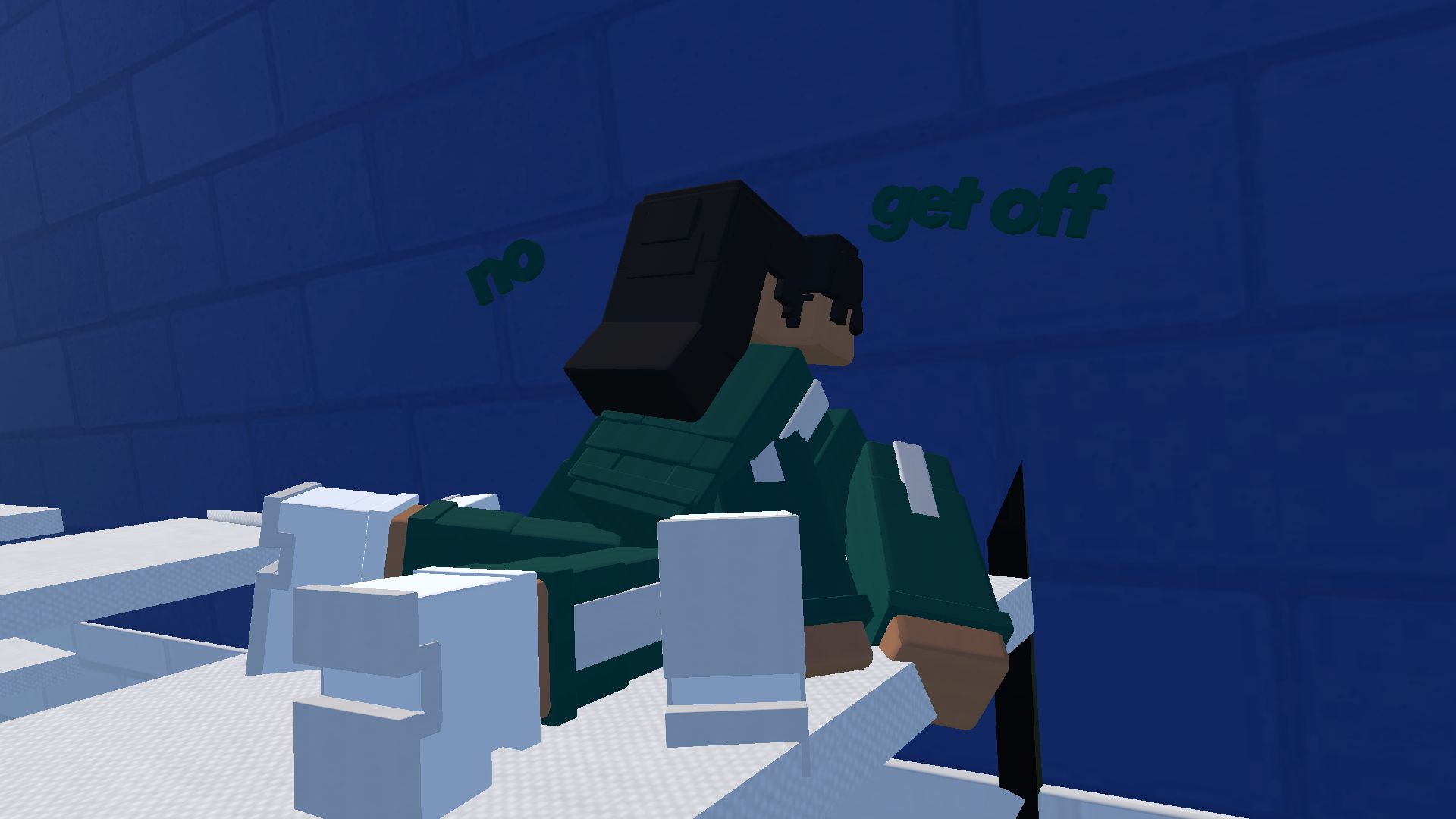 player 001 @my_love_lance's Rooms