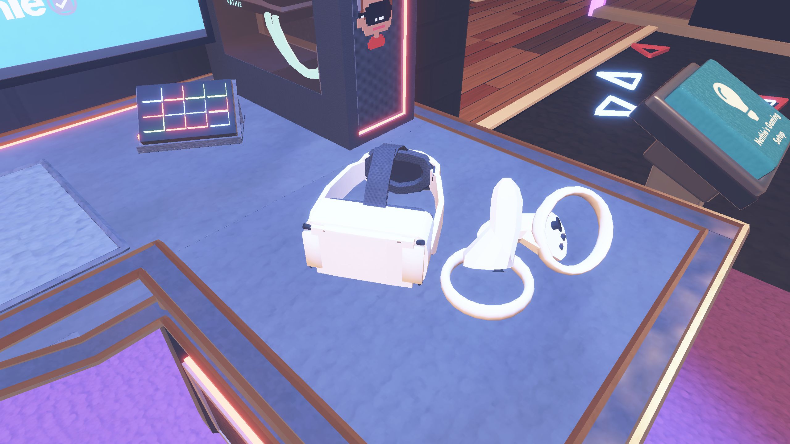 DOOM_FAN @Puffy_elaphant's Rooms